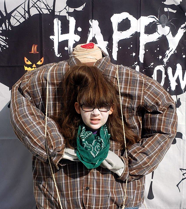 Hundreds participate in parade; Prizes awarded in 22 categories | News ...